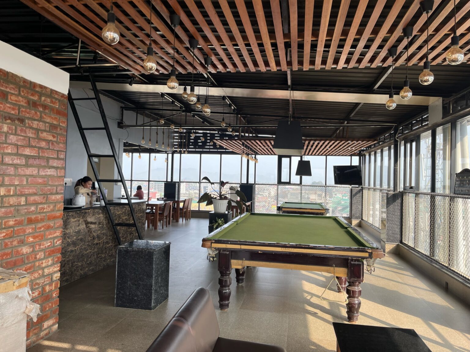 ELITE LODGE（エリートロッジ） - IMPHAL MANIA